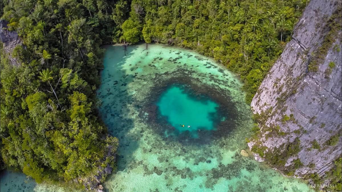 FERRYRUSLI PHOTOGRAPHY: BALBULOL AERIAL PHOTOGRAPHY - MISOOL RAJA AMPAT