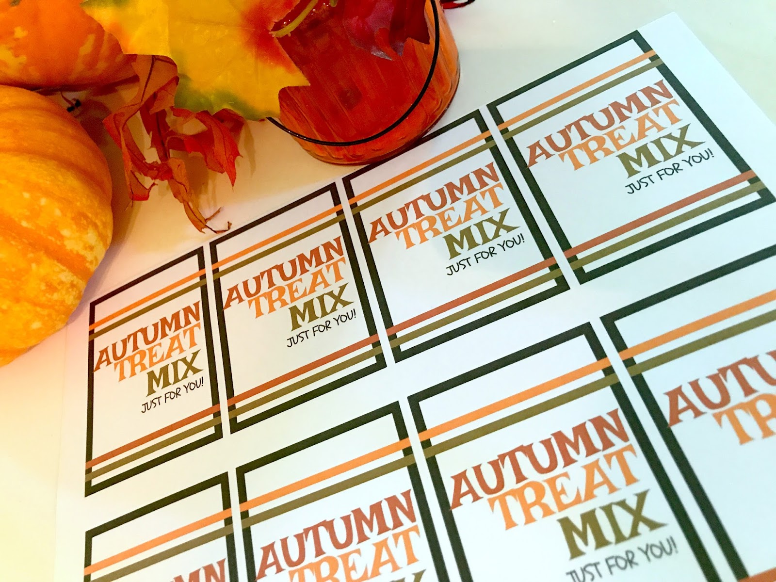 michelle paige blogs: Autumn Treat Mix with Printable Tag