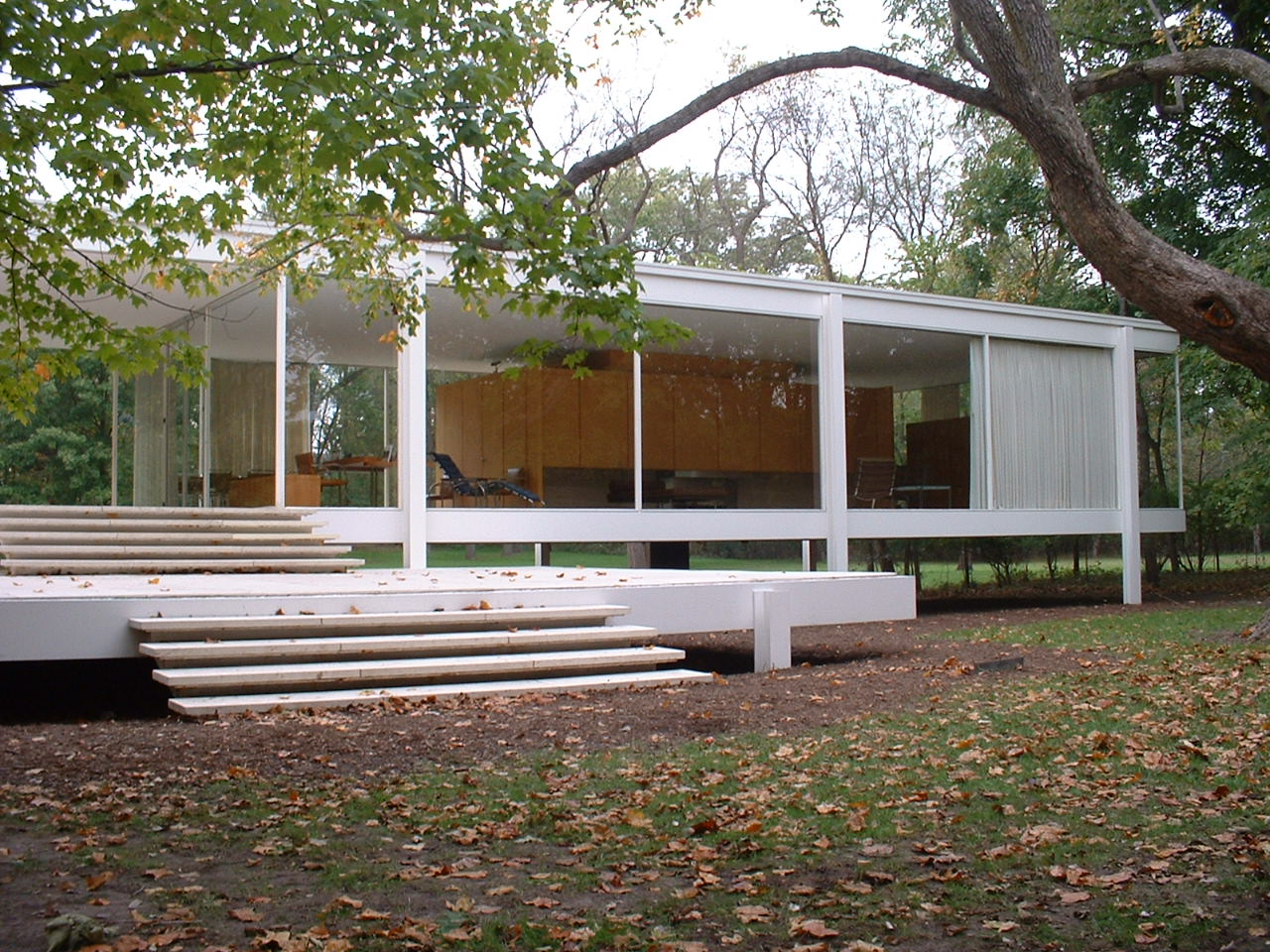 HISTORIA DE LA ARQUITECTURA MODERNA : CASA FARNSWORTH