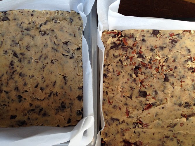 Food Pusher: Crisp Mini Chocolate Chip Cookies Made Easy