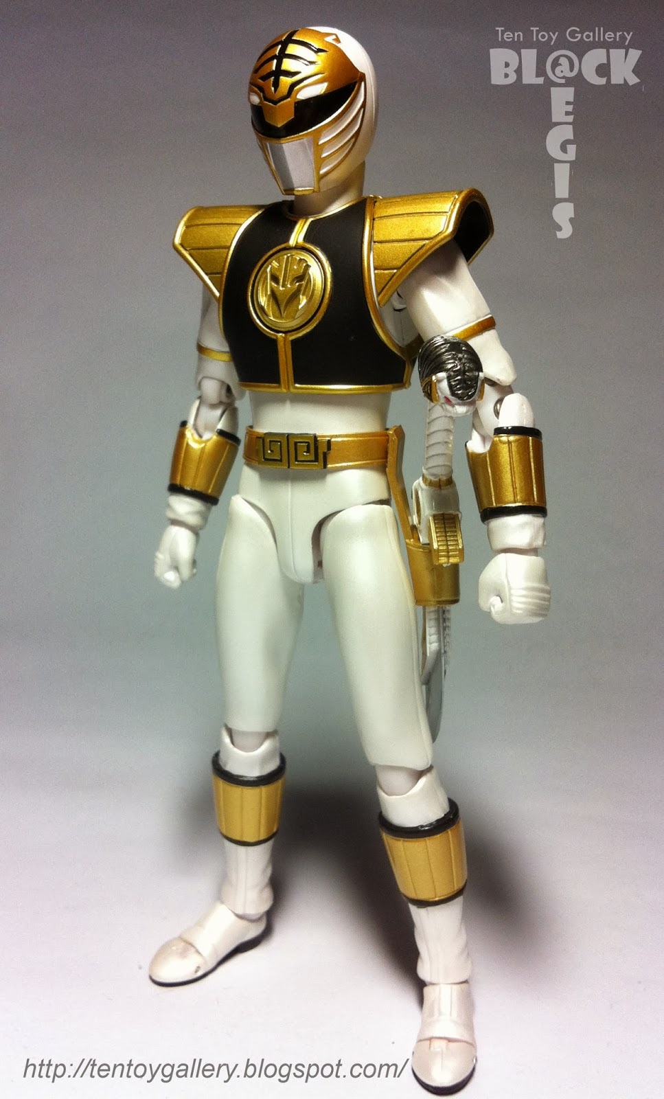 Ten Toy Gallery: Review: S.H.Figuarts Kiba Ranger