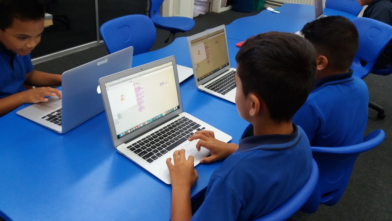 Junior Coding Club: Some Year 5's Visited Ponsonby Intermediate!