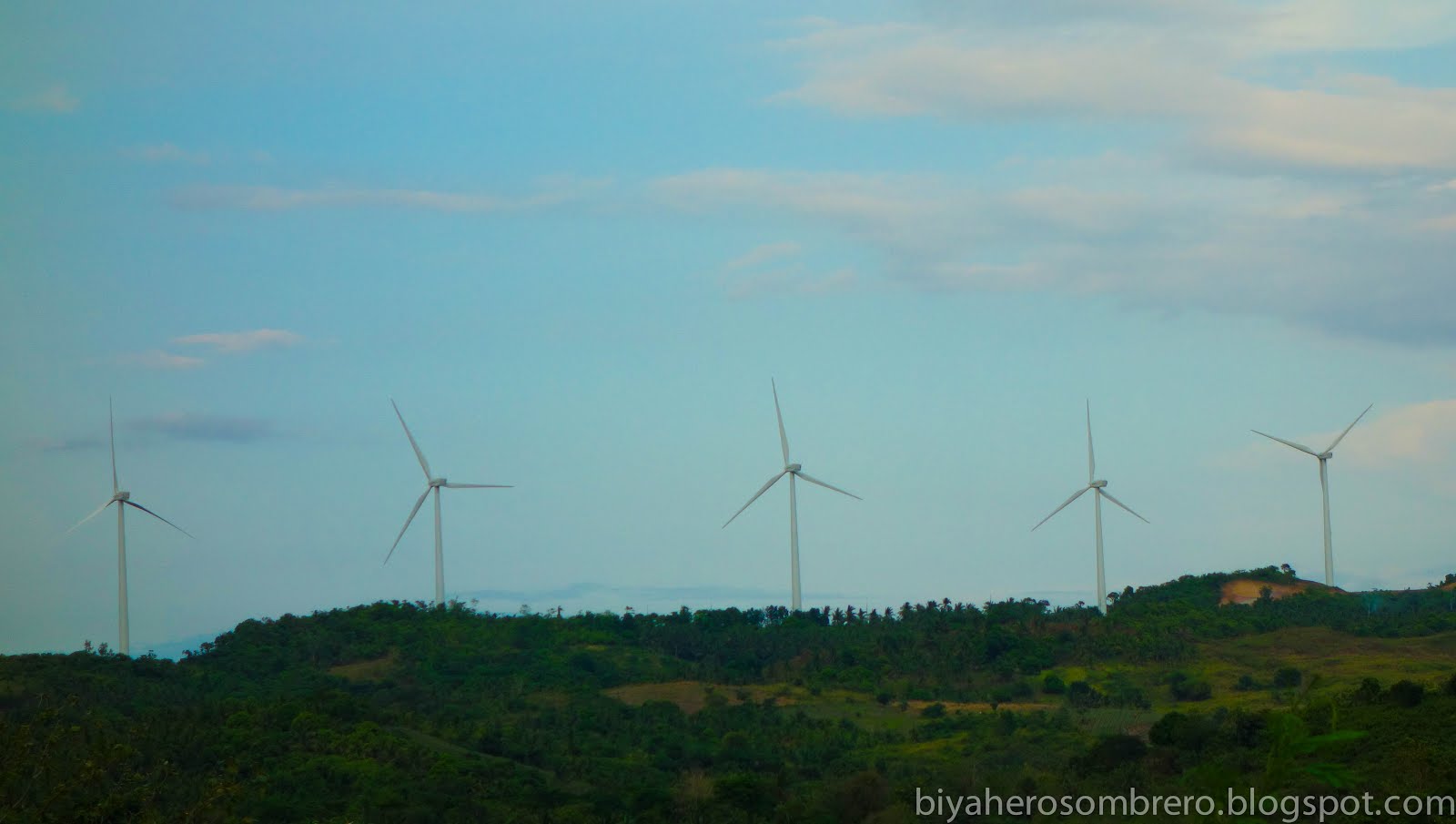Biyahero Sombrero Travel Blog : The Windmill Farm of Pililla Rizal