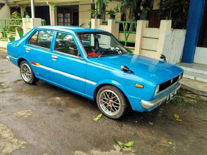 LAPAK MOBIL RETRO : Corolla KE30 thn 78 pajak hidup - LAPAK MOBIL DAN ...