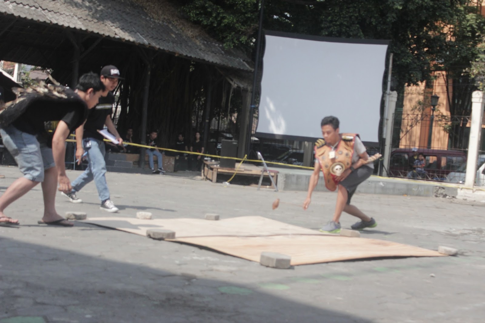 Permainan Habayang (bagasing) | HIMAPAKAT DIY