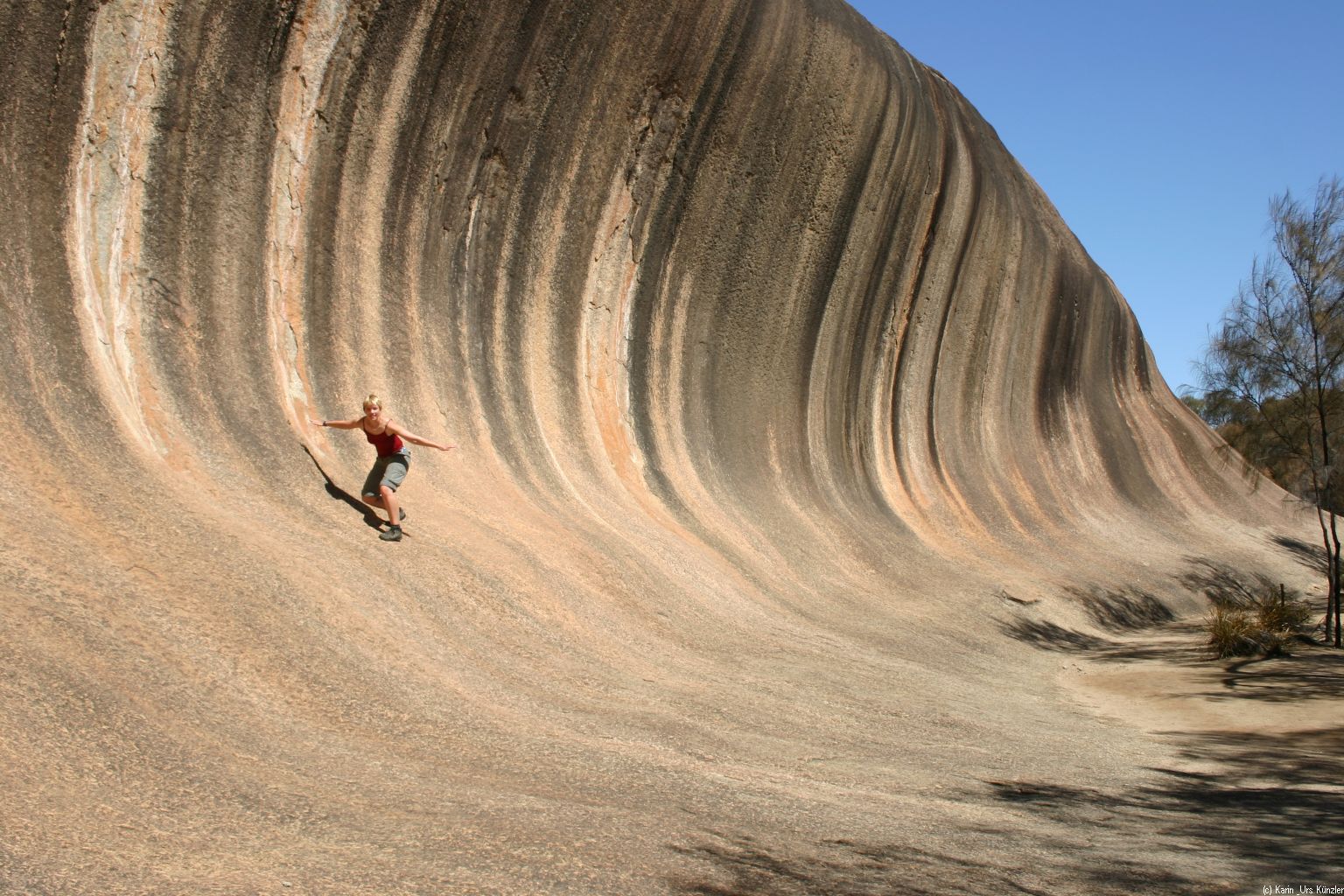 Flash sul mondo ... di tutto, di più: Wave Rock: l’incredibile roccia a ...