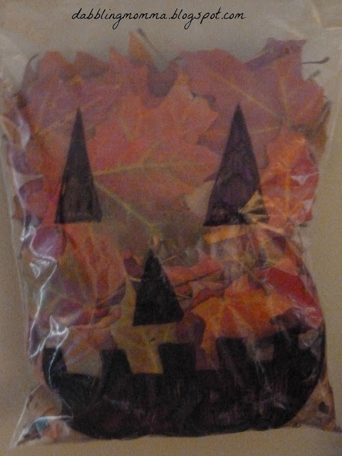 Dabblingmomma: Witch and Pumpkin Leaf Bags
