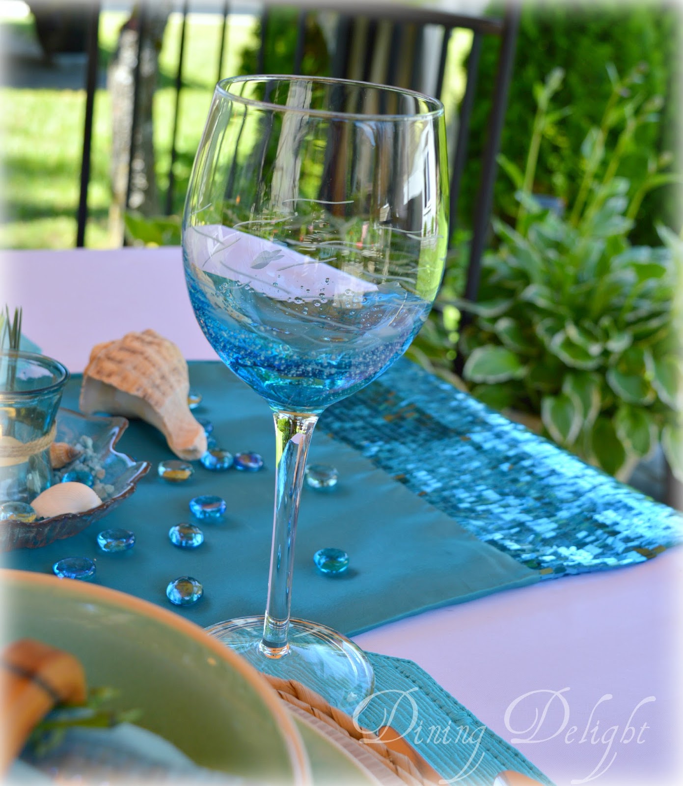 Dining Delight: Beach Tablescape in the Cabana