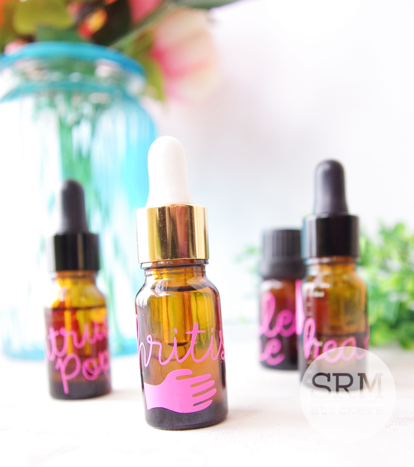SRM Stickers: Essential Oil Labels with Vinyl by Tobi