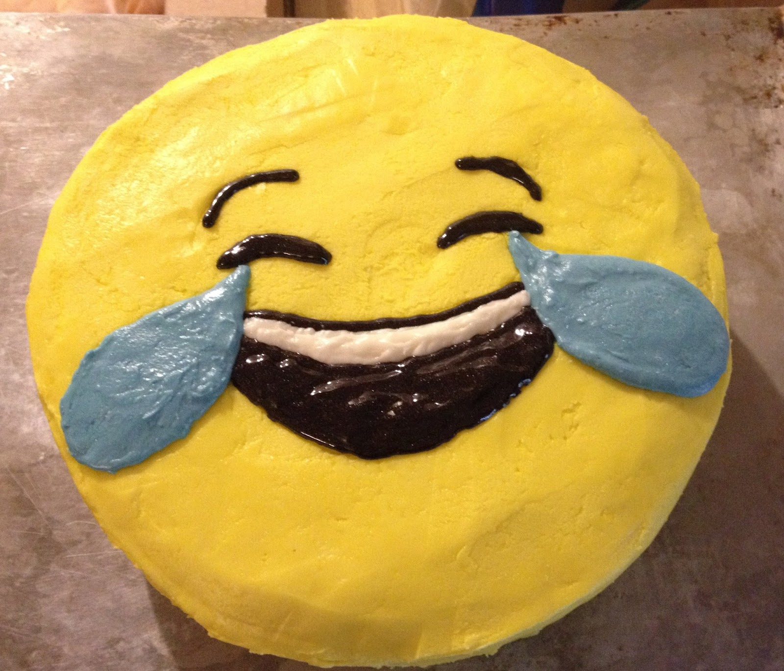 Cummins Life: B and D's Emoji Birthday Party