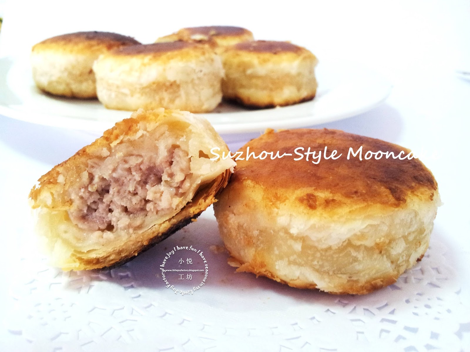 Heavenly Handmade Suzhou-Style Meat Mooncakes 无以伦比的苏式鲜肉月饼