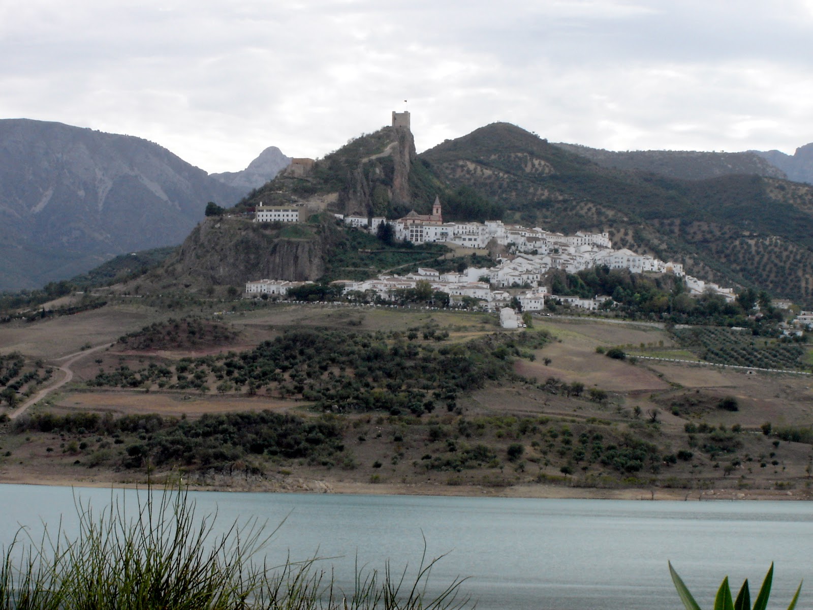 Zahara de la Sierra | Postcards from Spain