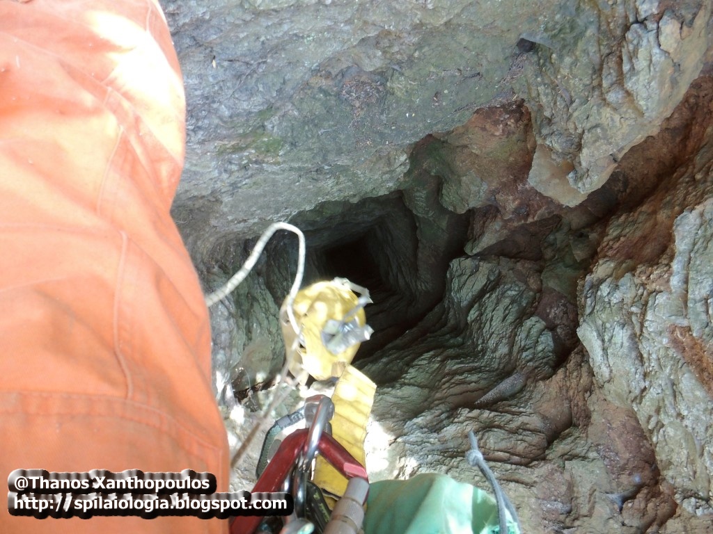 ΣΠΗΛΑΙΟΛΟΓΙΑ - SPELEOLOGY IN GREECE : ΦΡΕΑΡ "401" ΑΝΩ ΔΑΣΚΑΛΕΙΟ