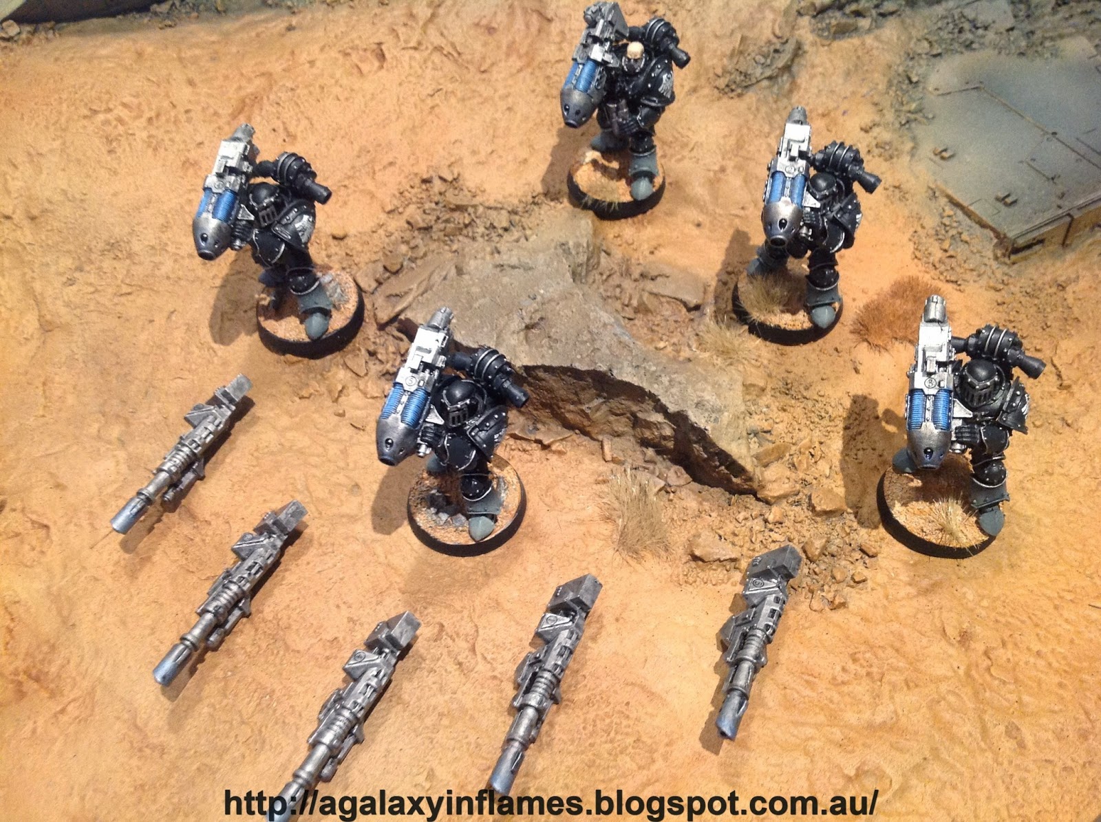 A Galaxy In Flames: Raven Guard Legion Heavy Support Squad 1.