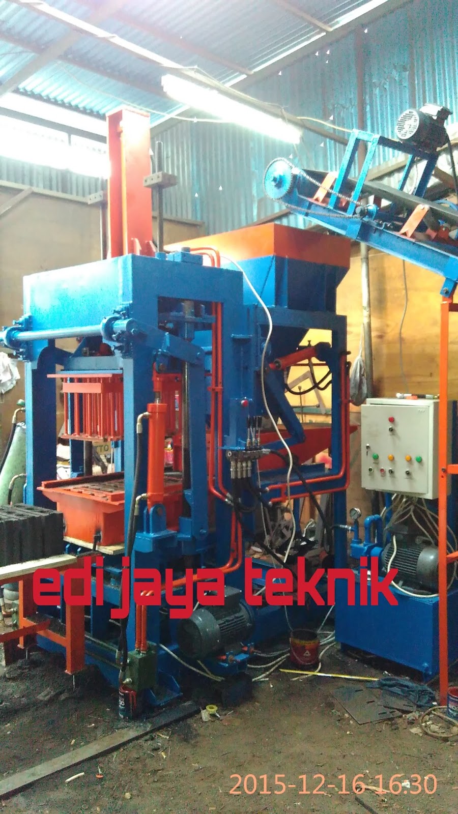 Mesin Press Batako / Paving Semi Otomatis Type EJT 04 SE | Jual mesin ...