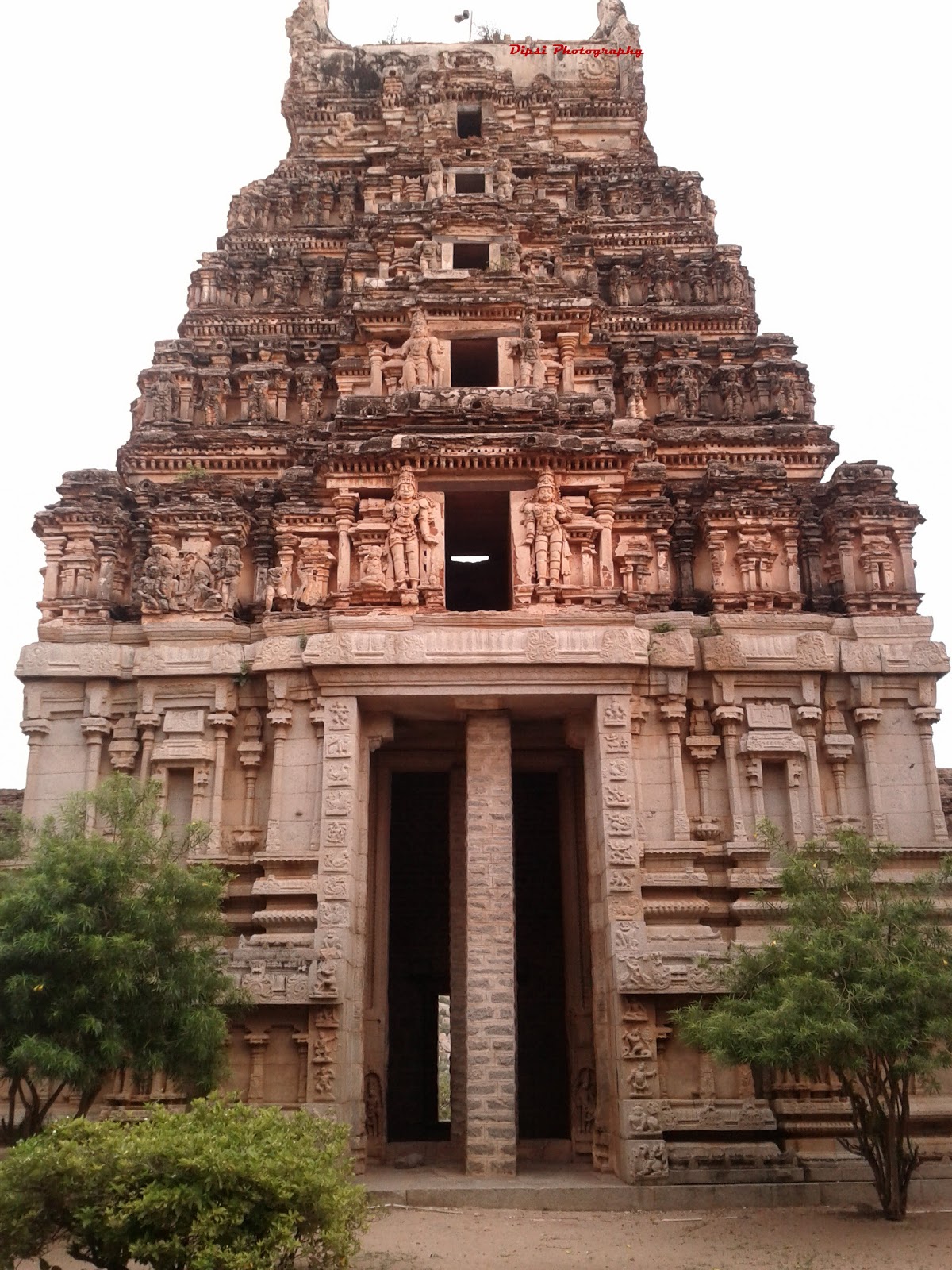 Travel Tips from Dipsi: Musical Pillars and Stone Chariot - Vitthala ...