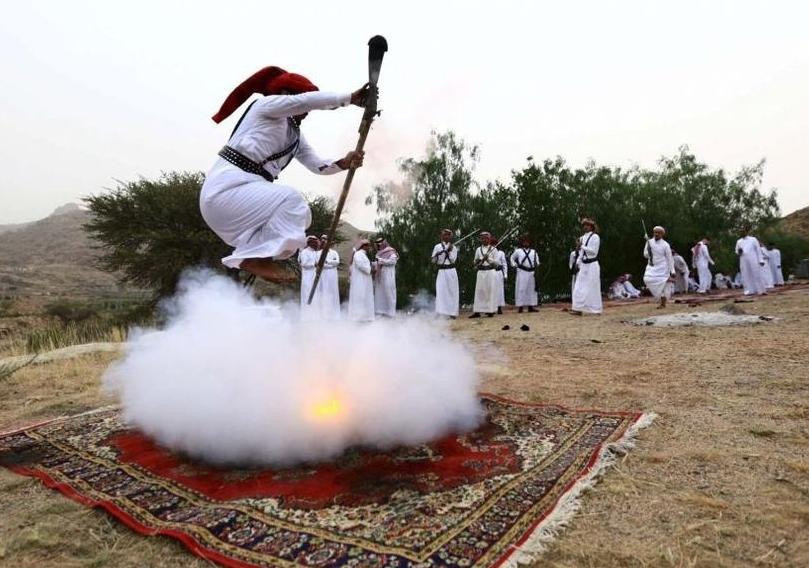 Asian Defence News: Saudi gun dance