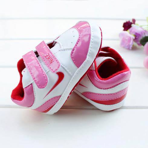 your kids apparel: Pre-walker baby shoes