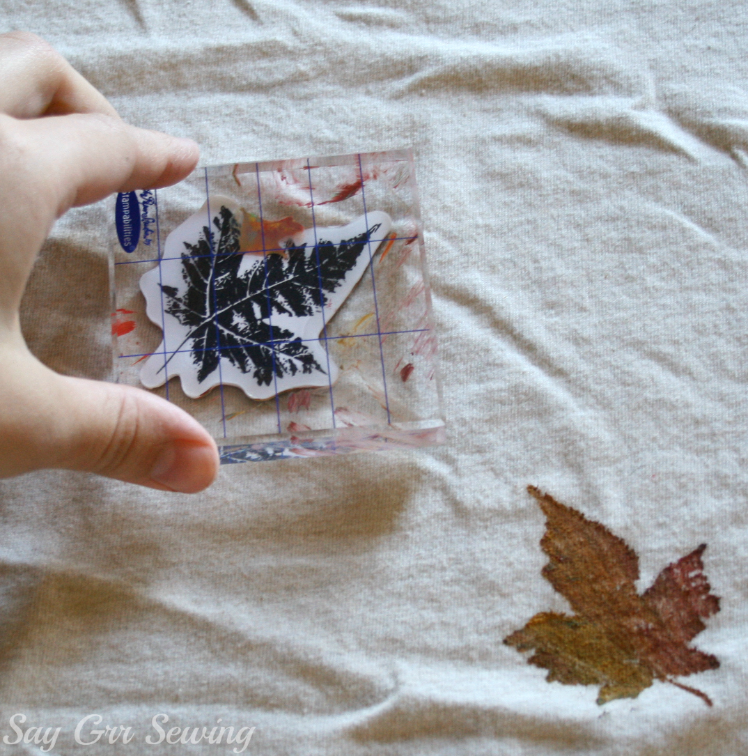 Say Grr Sewing: Leaf-Print Fall Dresses