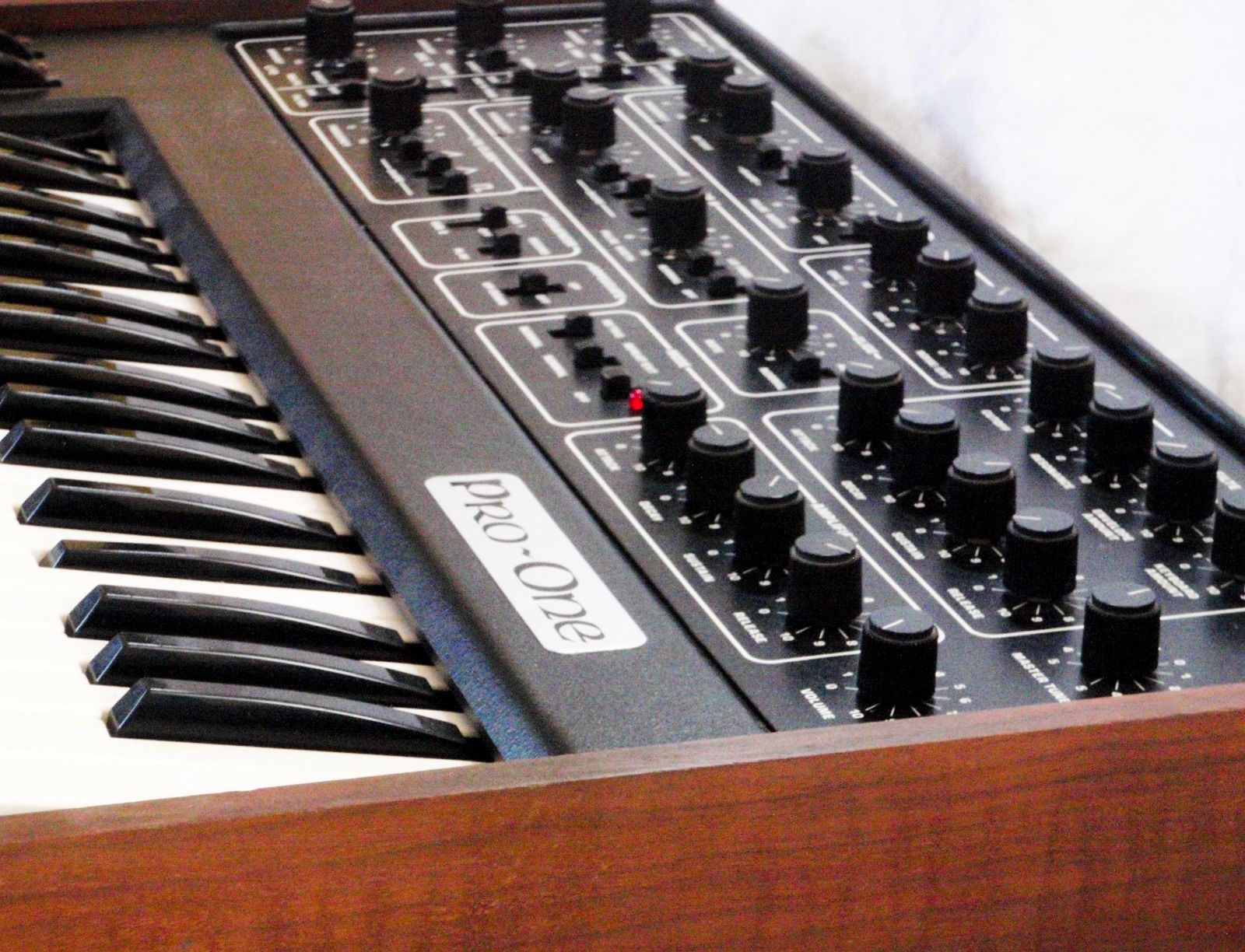 MATRIXSYNTH: Sequential Circuits Pro One Synthesizer SN 1716