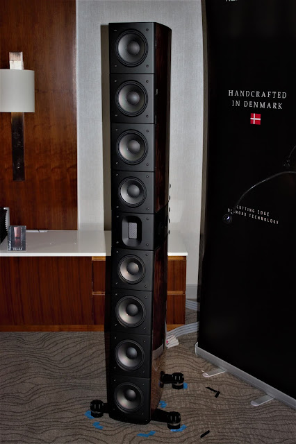 The Vinyl Anachronist: RMAF 2018: Raidho Acoustics, SimAudio Moon and a ...