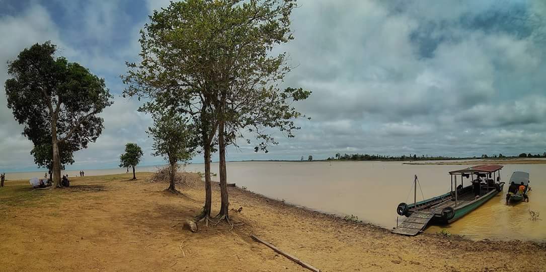 Menikmati Keindahan Danau Semayang di Desa Pela ( Kota Bangun ) - Jejak ...