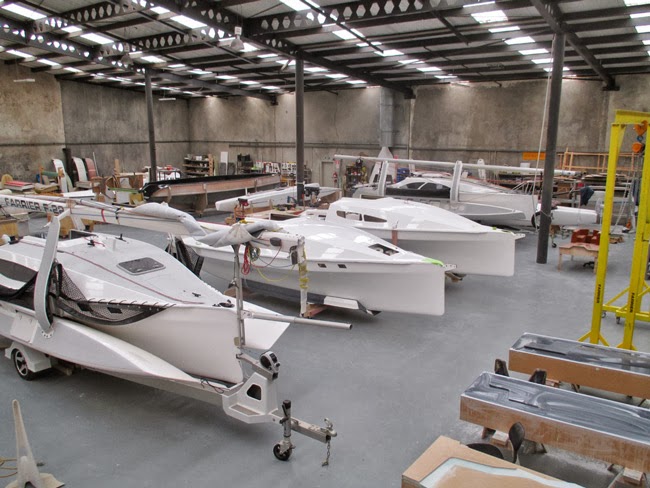 Trimaran Projects and Multihull News: Farrier F-22 production trimaran ...