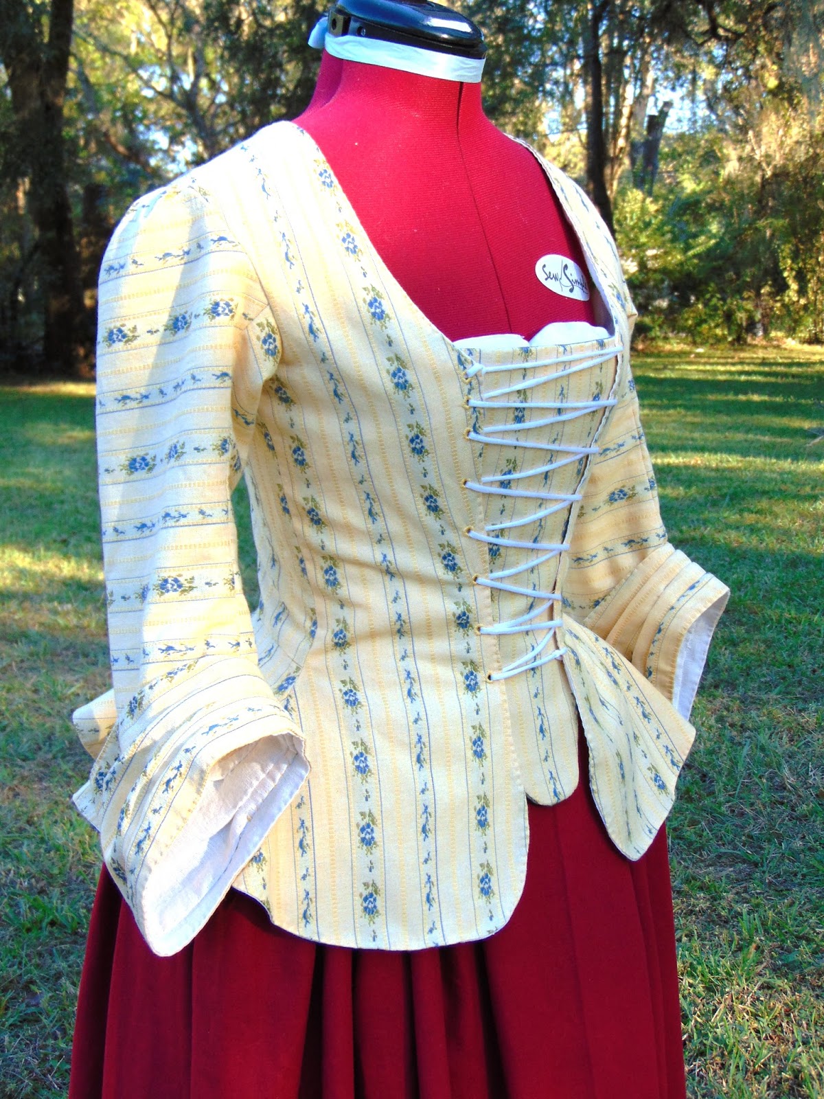 The Antique Sewist: 1750s Casaquin Jacket - Yellow & Blue Brocade