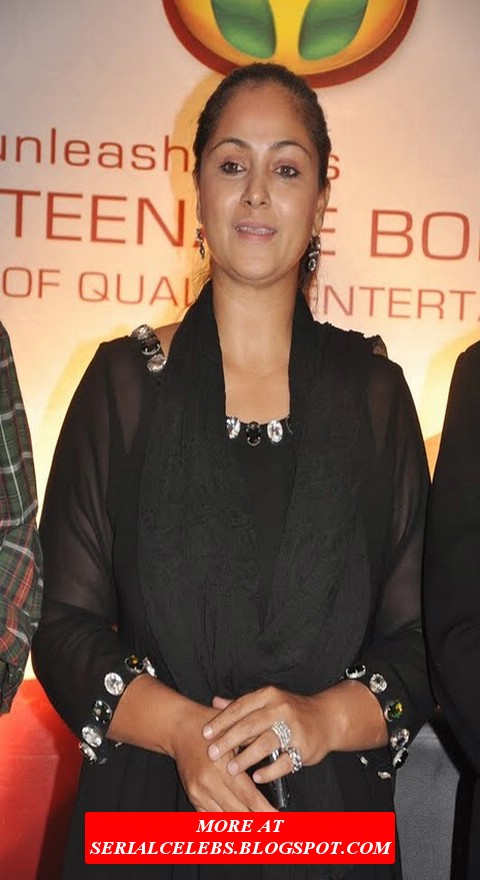 SERIAL CELEBS - !The Only Blog For Serial Artists!: Simran in black ...