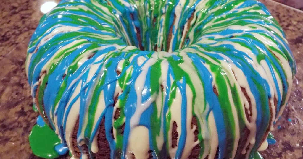 Clever, Crafty, Cookin' Mama: Superbowl "BOOM" Cake (Pistachio Cake ...