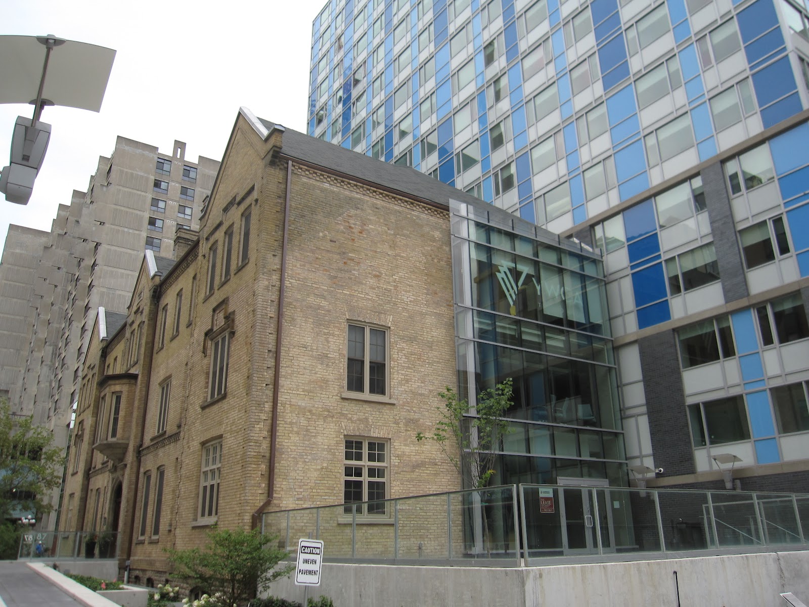 The Fies Files: Mo' From TO: Architecture Corner