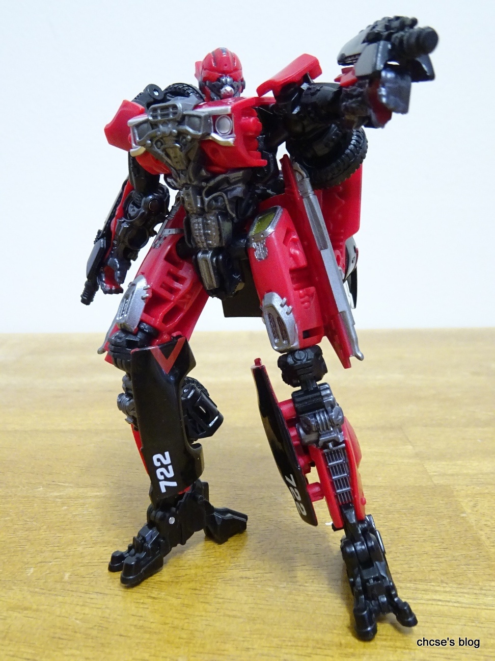 ChCse's blog: Toy Review: Transformers Generations Studio Series ...