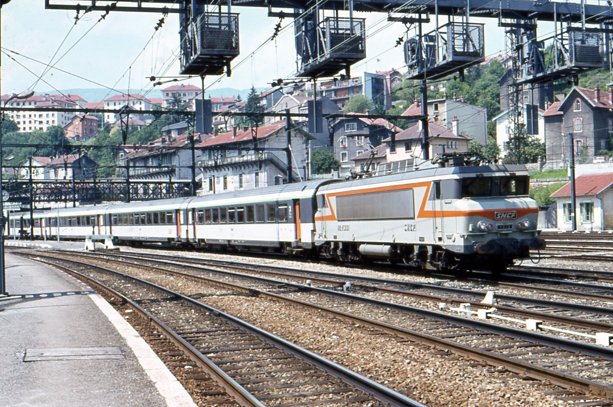 LA PASSION DU TRAIN: 2D2 5500