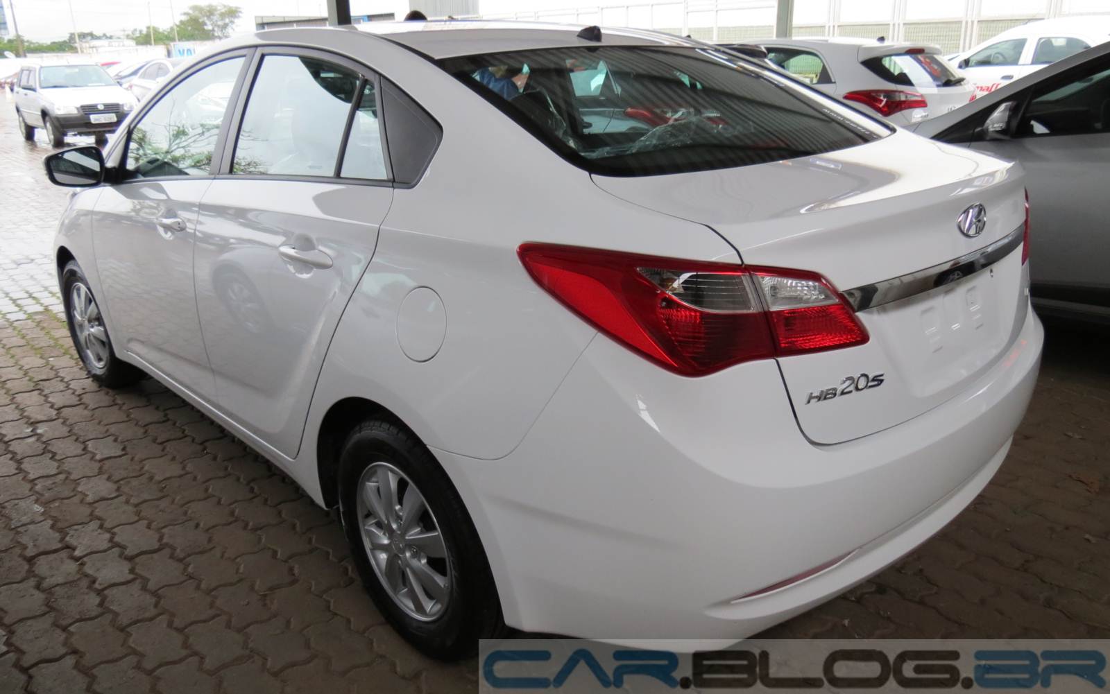 Hyundai HB20S Sedã já está chegando às concessionárias