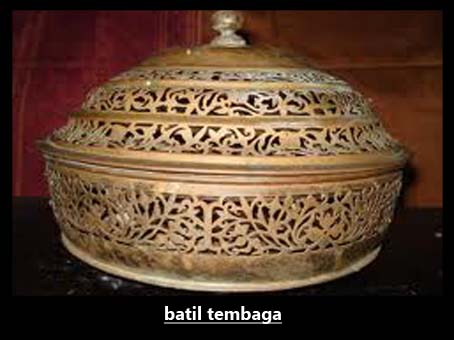 ceritera dimensi: misteri tarian ulik mayang