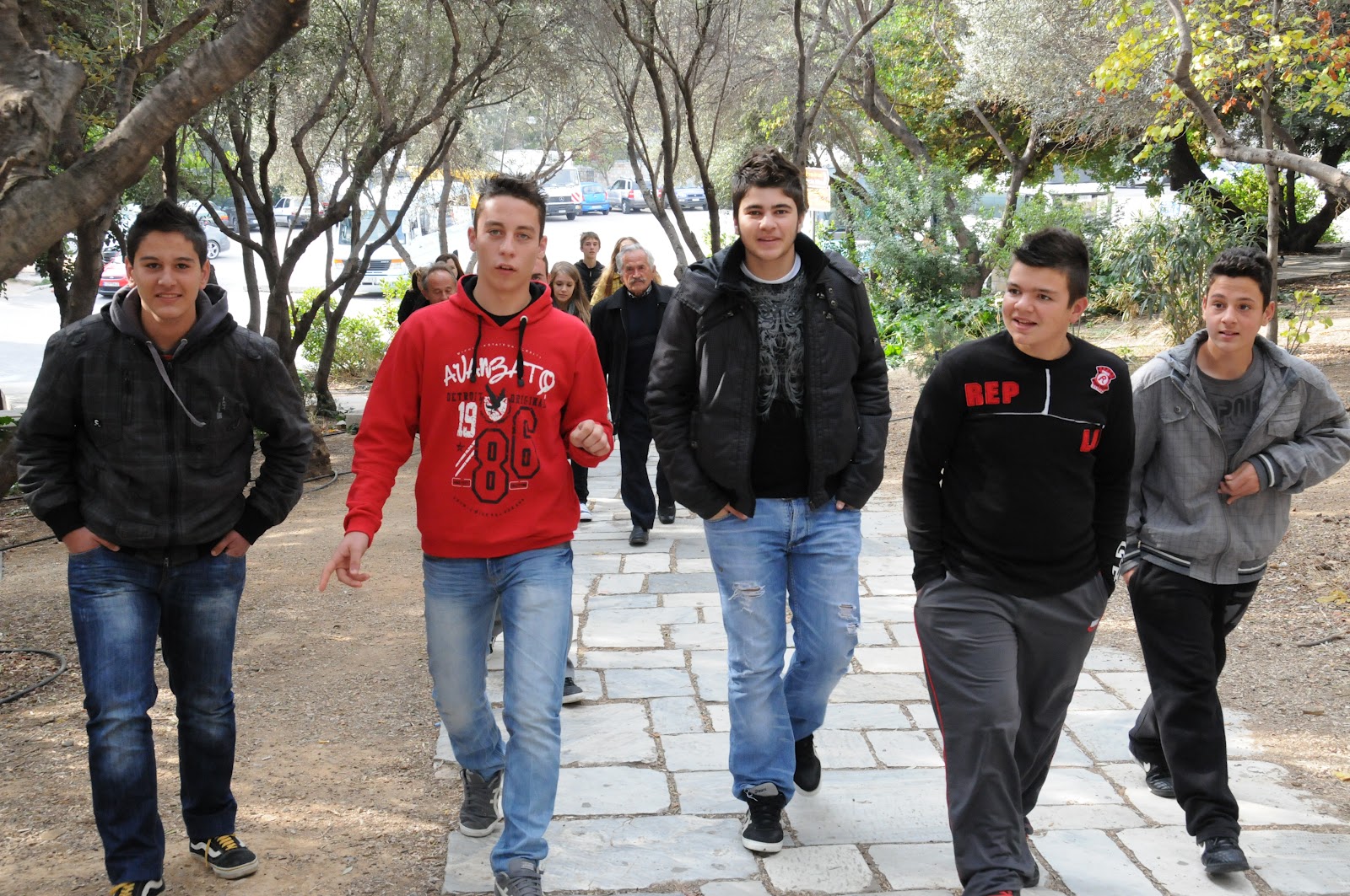 ΓΟΥΡΙΩΤΙΣΣΑ Η ΑΡΧΟΝΤΙΣΣΑ ΤΟΥ ΔΑΣΟΥΣ: ΣΙΓΑ ΜΗΝ ΚΛΑΨΩ ΣΙΓΑ ΜΗΝ ΦΟΒΗΘΩ
