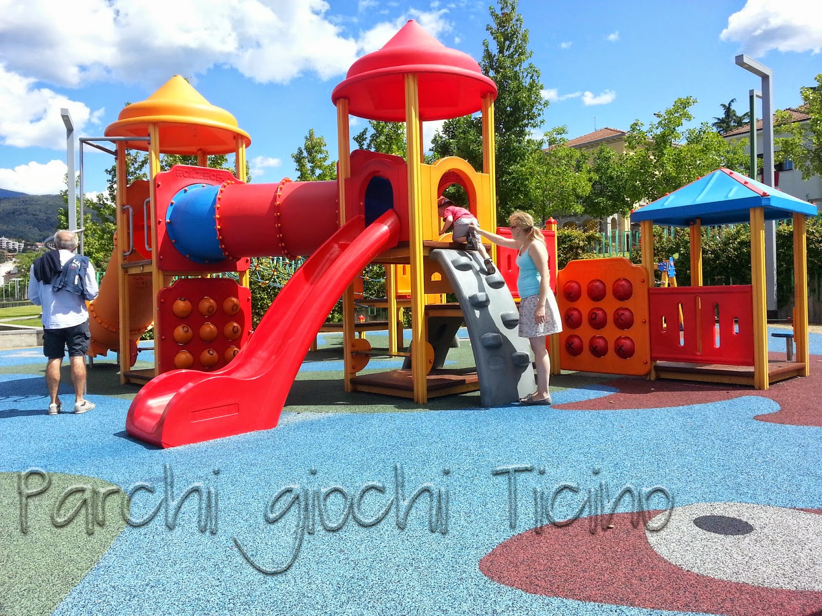 Parchi giochi Ticino: Parco giochi "Al Lago" Luino (Italia)
