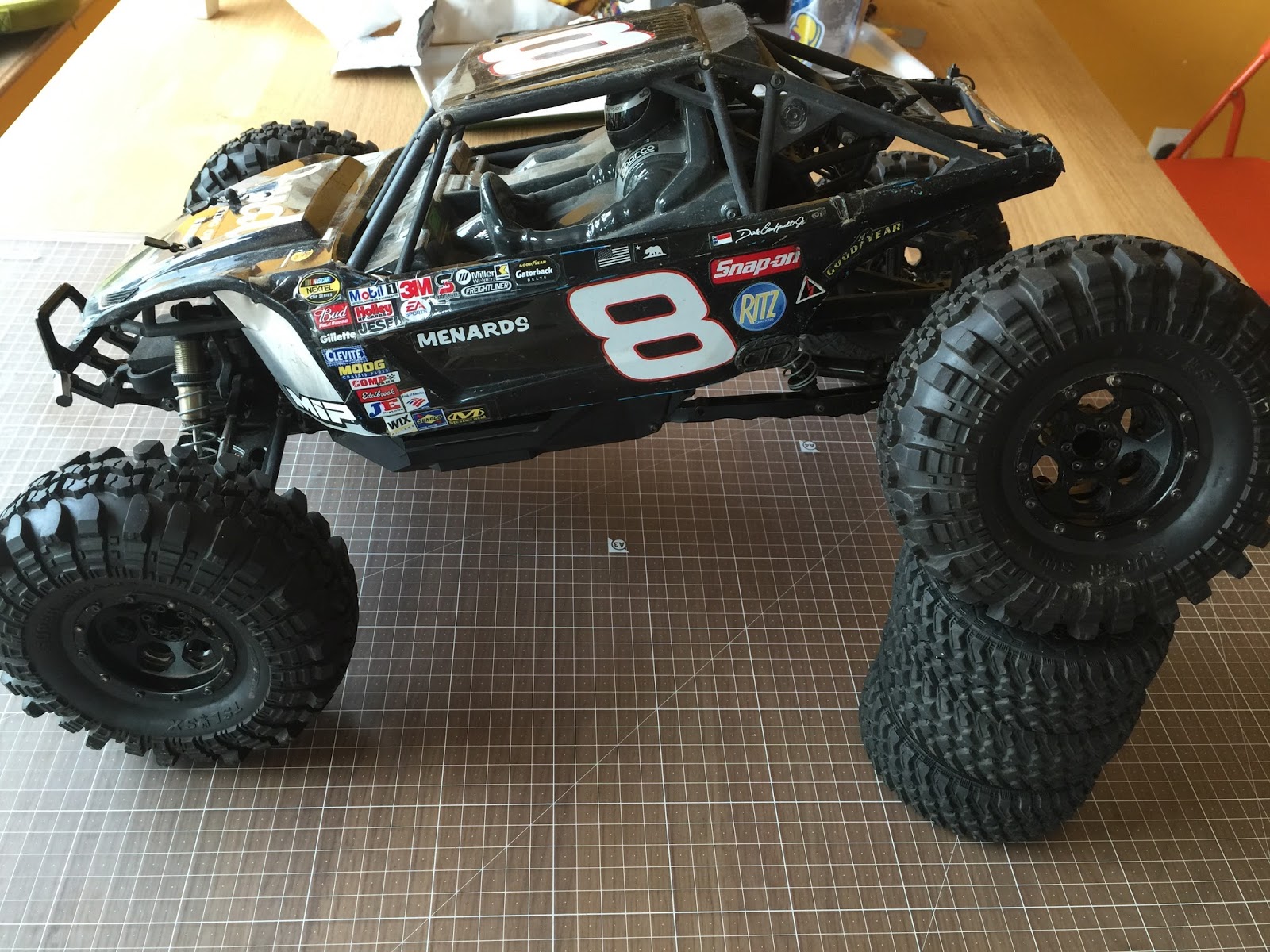 RC Toolbox: Axial Yeti 1/10 with Nascar racing deacls and mods