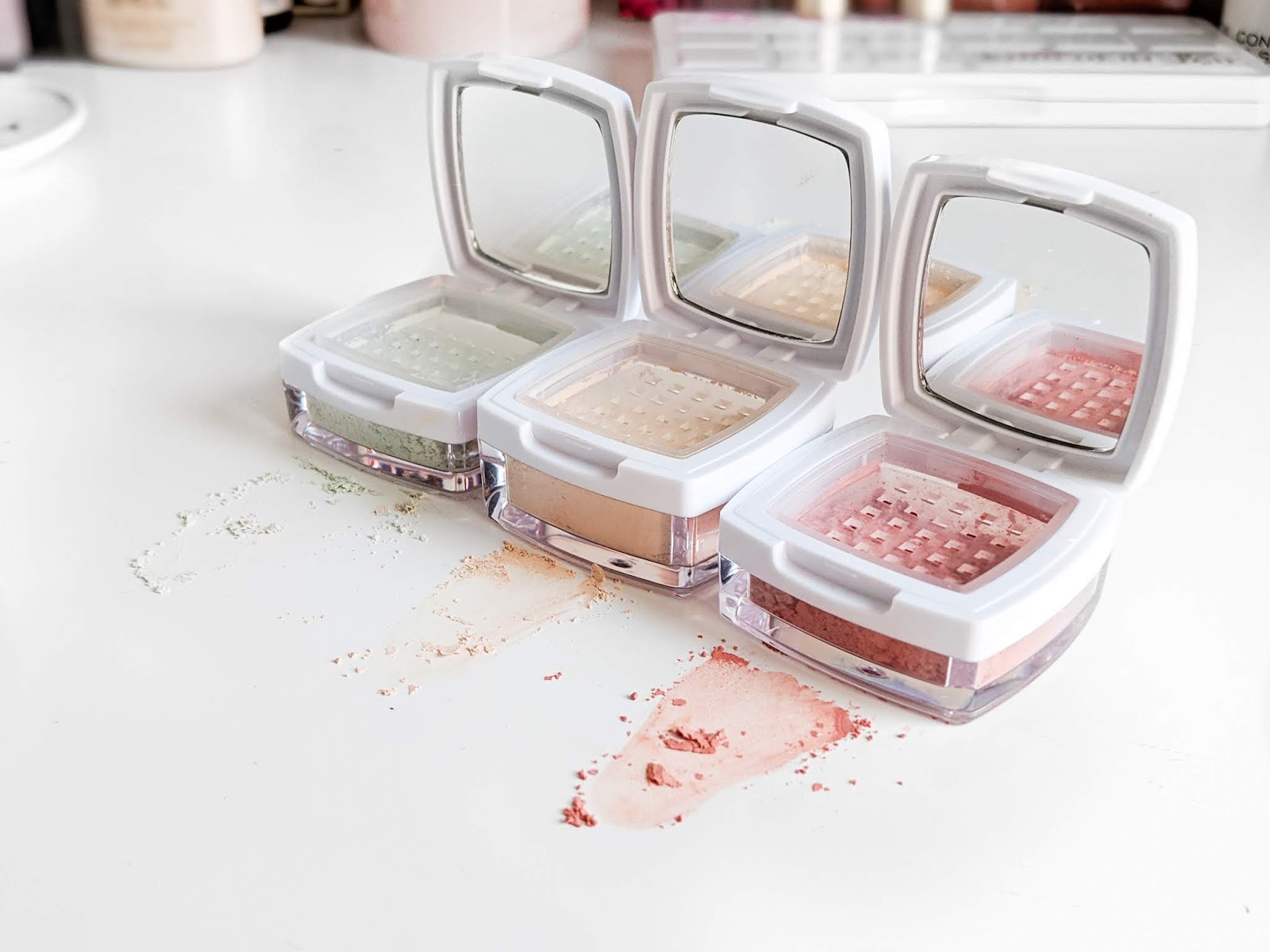 Beauty on Review: English Mineral Makeup Company Review