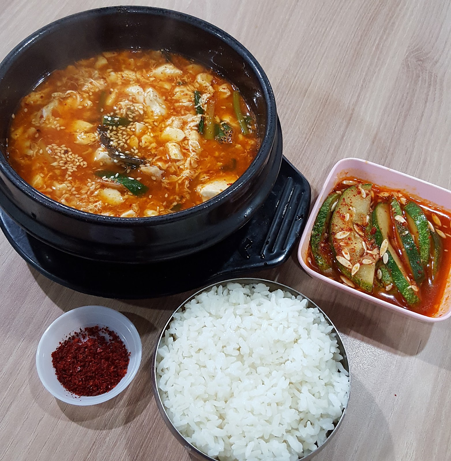 FoodieFC: Kim Dae Mun Korean Food (Concorde Hotel)
