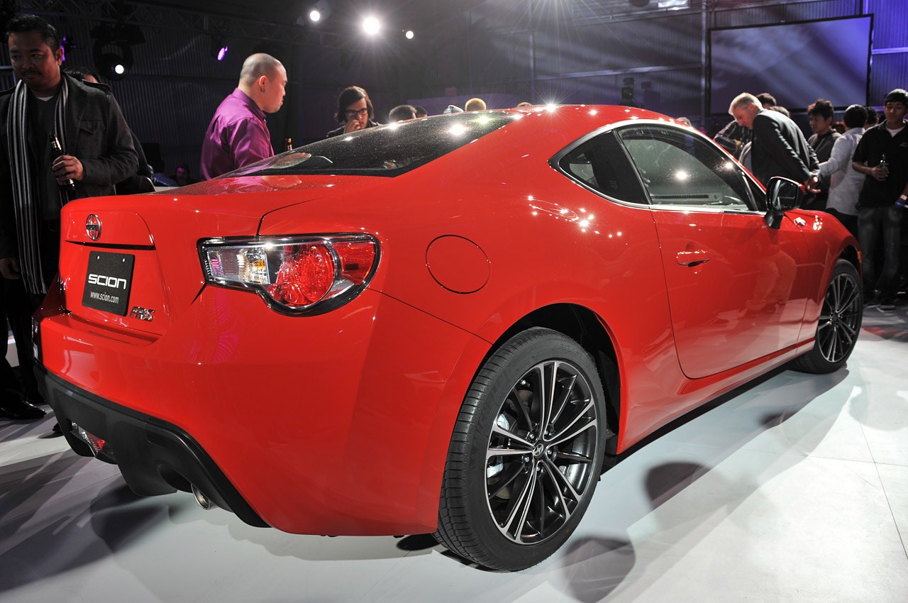 2019 Scion FR-S Sedan Widescreen Images - ColorCars