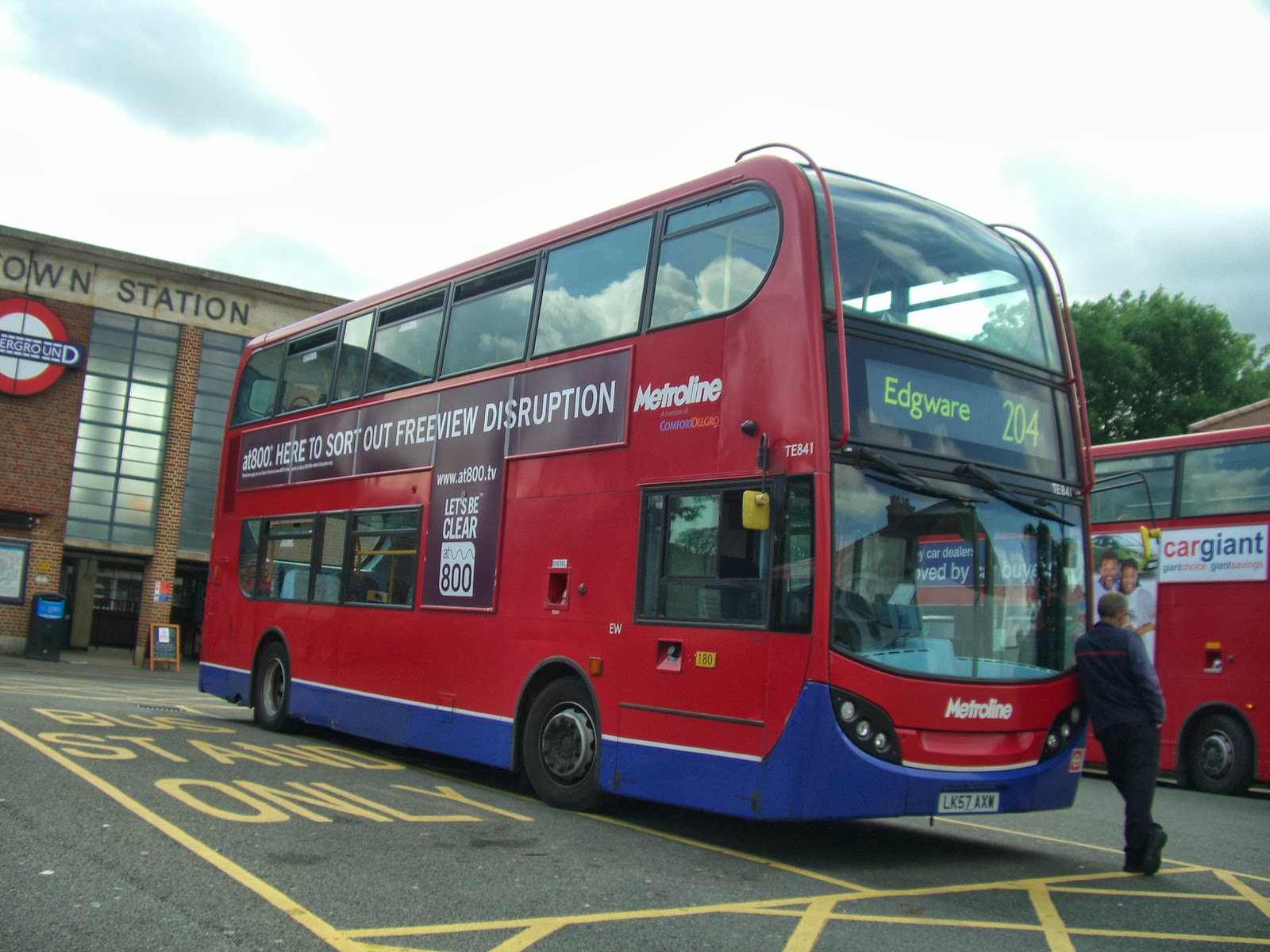 London Connected: Know Your Routes: Route 204