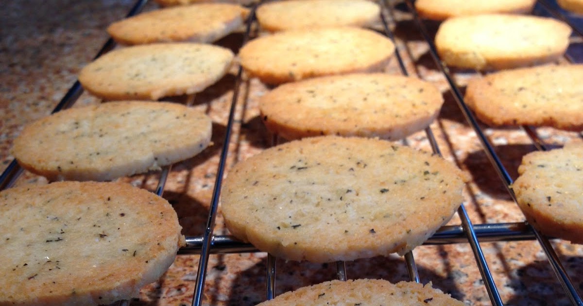 Dressed Up, Buttoned Down.: Savory Sunday: Parmesan-Cracked Black ...