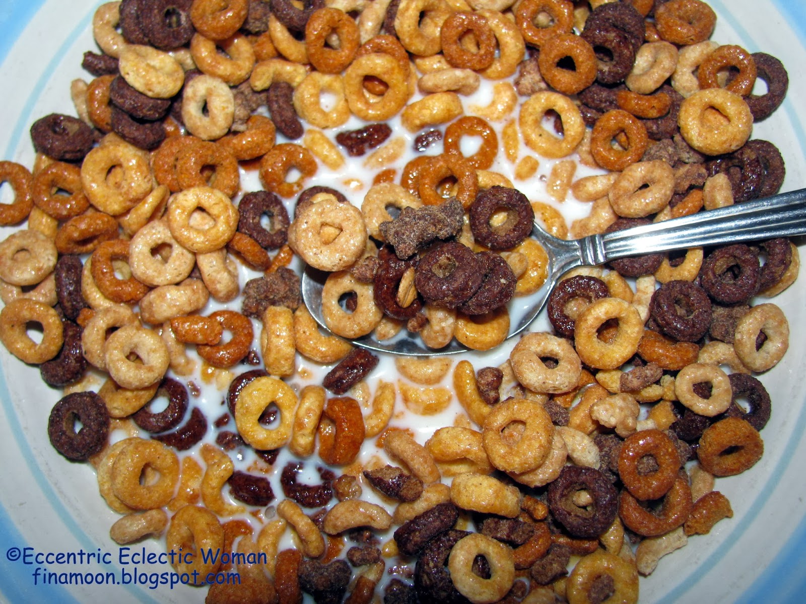 Eccentric Eclectic Woman: Dark Chocolate Multigrain #Cheerios Cereal ...