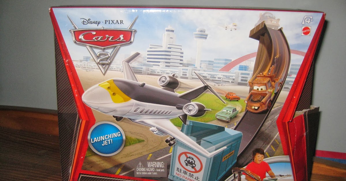 Dan the Pixar Fan: Cars 2: Spy Jet Escape Track Set