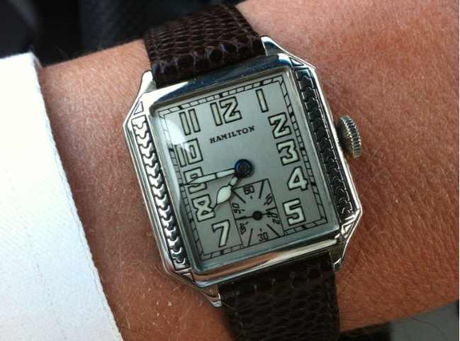 Vintage Hamilton Watch Restoration: 1931 Square B - Overhaul