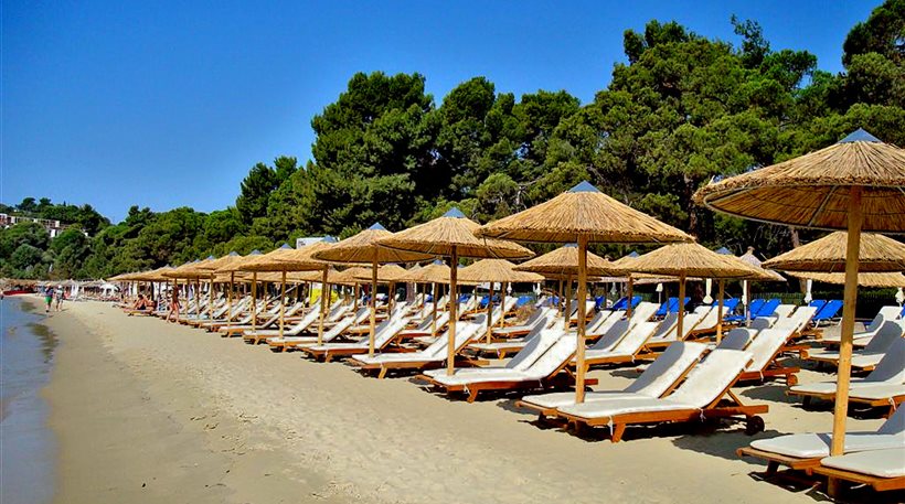 365 Διακοπες: Οι παραλίες της Σκιάθου: Κουκουναριές, Μπανάνα ή Λαλάρια;