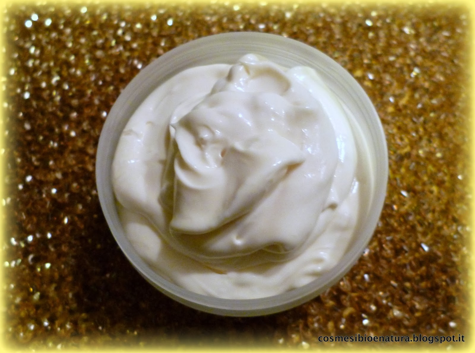 COSMESI NATURALE: CREMA CORPO CORPOSA