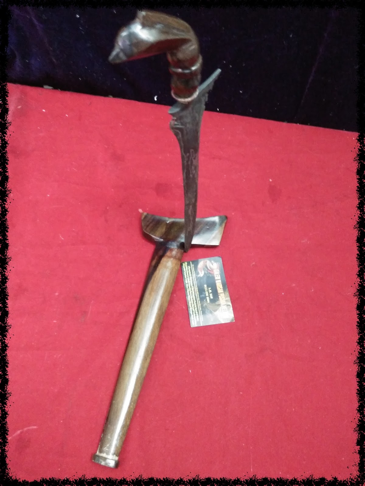 SELANGKAH KE ALAM MISTIK: KERIS BERDIRI BUGIS SEPUKAL SELIT @ KERIS ...