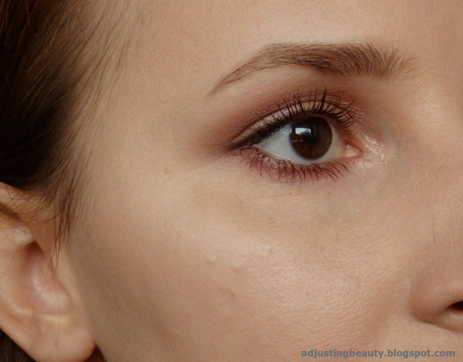 My basic everyday makeup routine - Adjusting Beauty